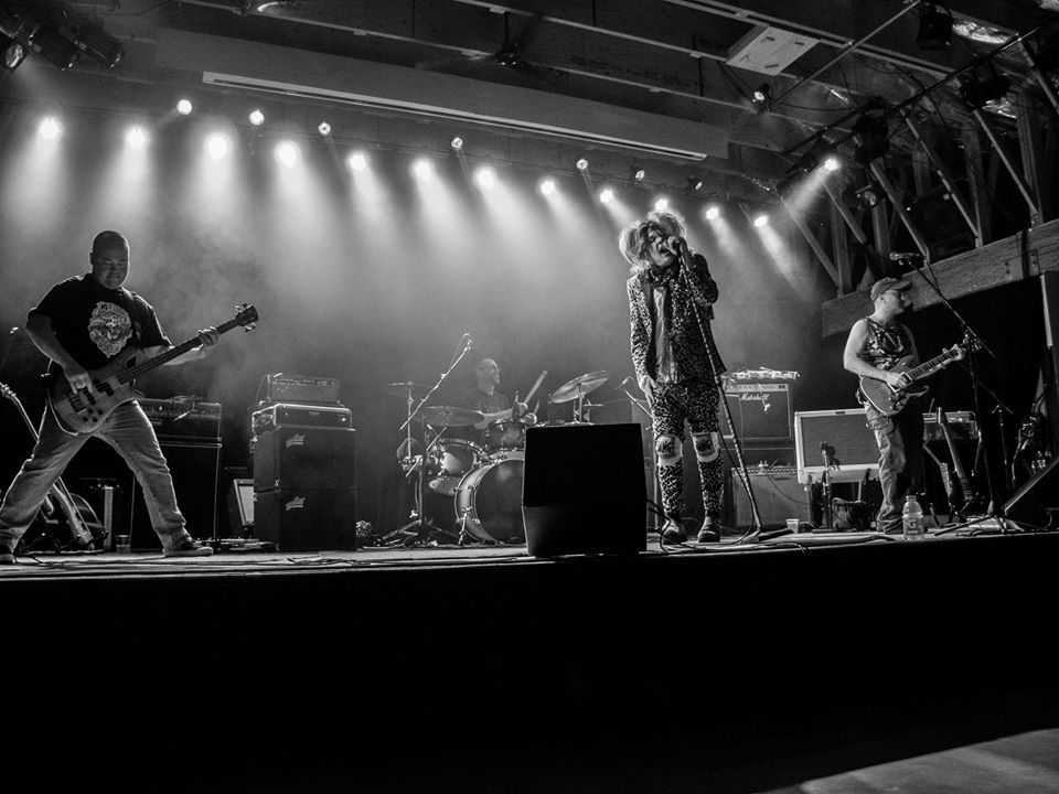 Mantooth – M.T.V.rock